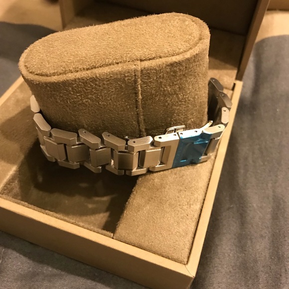 Burberry | Accessories | Burberry Bu990 42mm Silver Bracelet Mens Watch ...